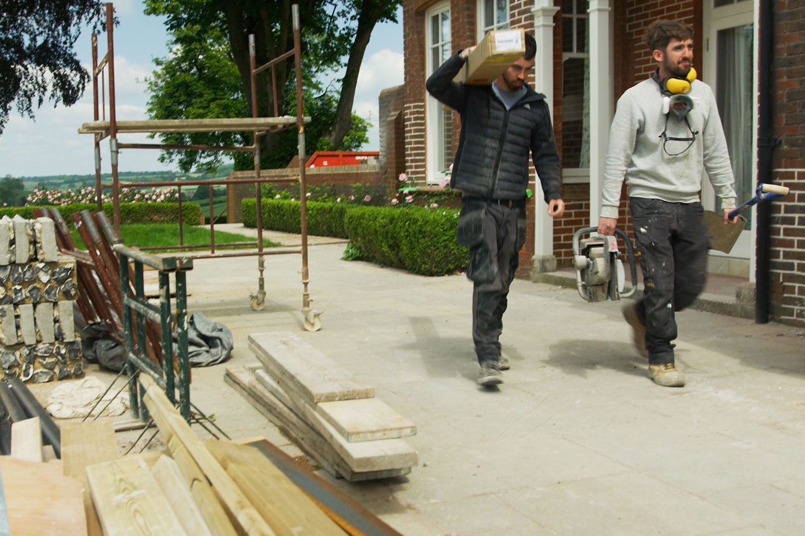 Contact - The Kaye Co